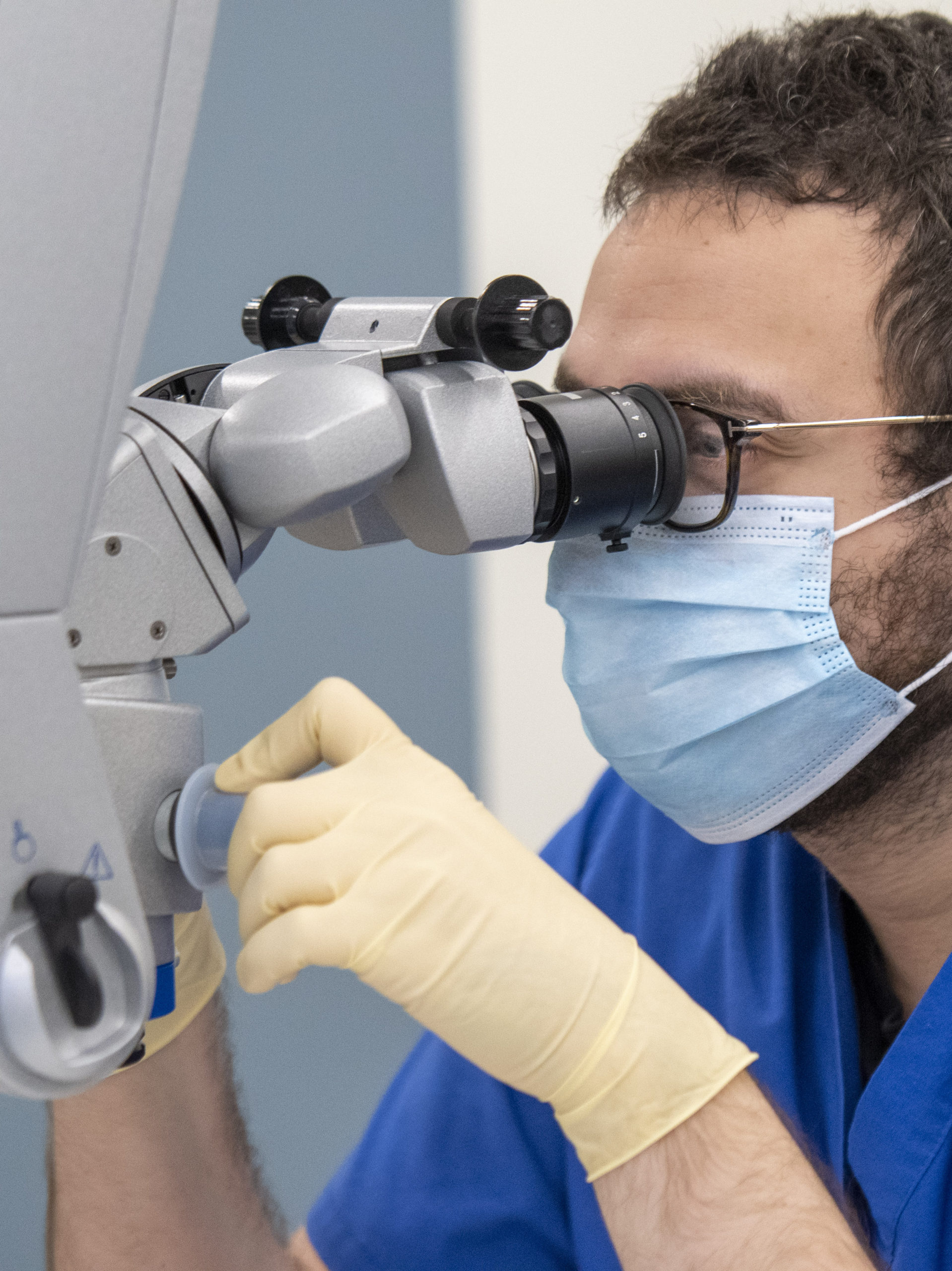 Canthotomy/Cantholysis & Lid Laceration Repair - Wills Eye Library