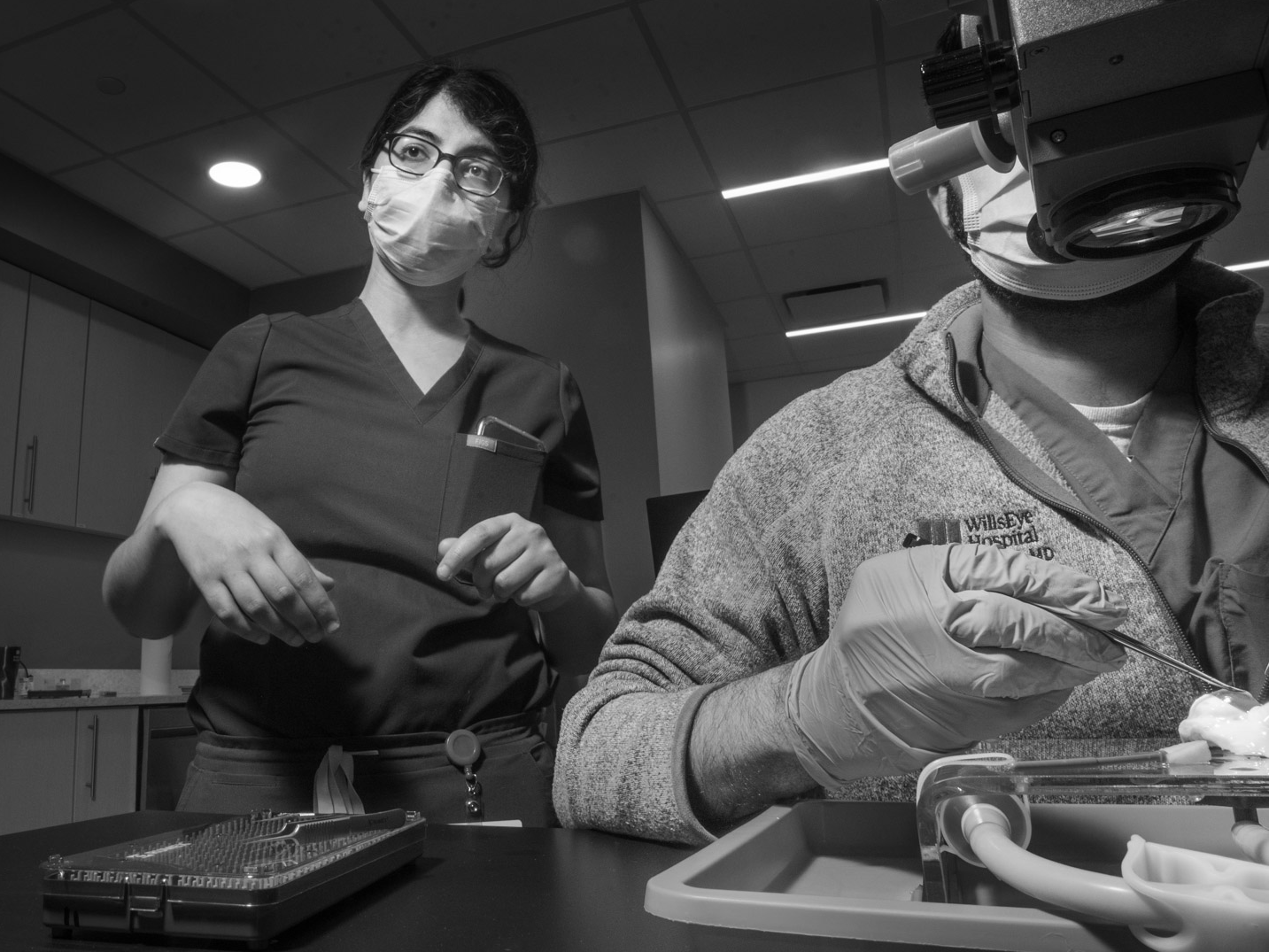 Corneal Suturing - Wills Eye Library